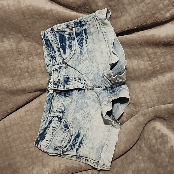 Mossimo Supply Co. | Shorts | Mossimo Shorts | Poshmark